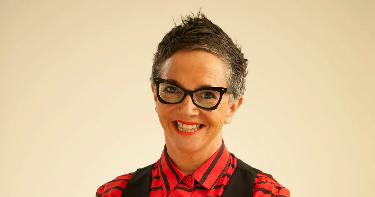 Bernie Hobbs